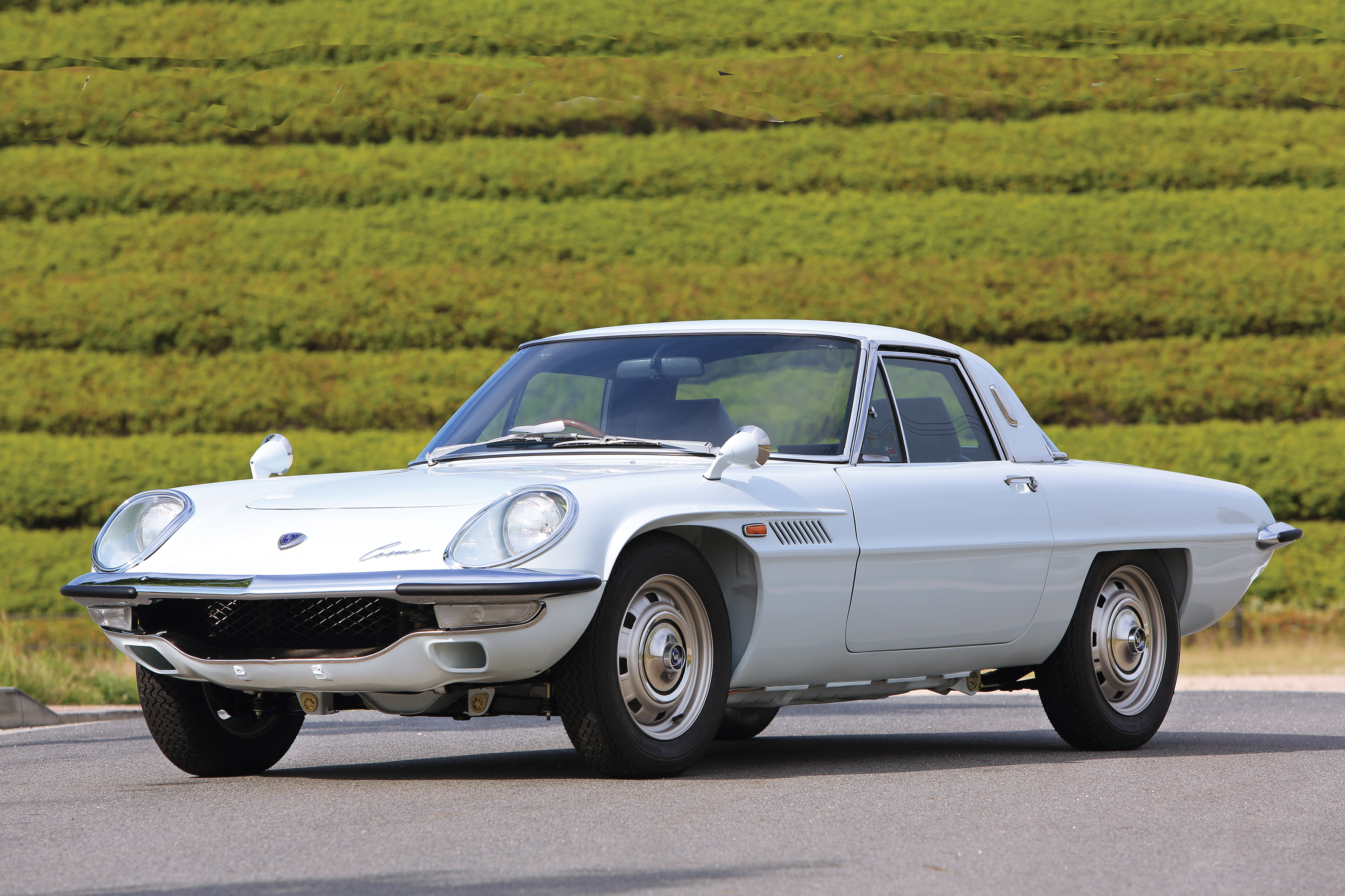 1971 Mazda Cosmo VIN L10B11120 | Hagerty Valuation Tools